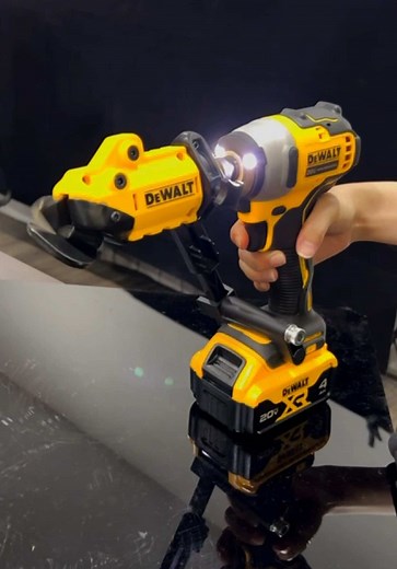 Dewalt Cordless Sheet Metal Shears DT70620 Review