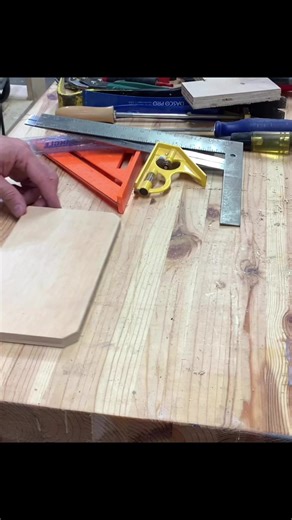 Slotted storage for saws and measuring tools #woodworking #woodworker #diy #workshop #frenchcleat #storage | RLLWoodworks and DIY