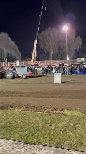 Super Farm Tractor Pulling in California