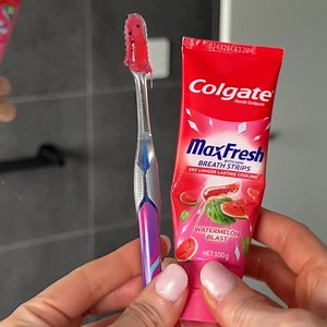 The Colgate MaxFresh Watermelon Blast toothpaste and mouthwash just made my life a whole lot easier and the boy’s teeth brushing so much more exciting. For freshness and fun all day long, take it to the MAAAAAAAAX 🍉💥 | Colgate Australia and New Zealand
