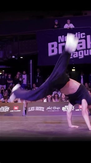 Community Breakdance Clips on Instagram: "Would you land this combo? 🤯🔥 Double tap ❤️ if this move blew your mind! - 🎥 Credits: @grom_outstanding - Want to see your clip here? DM us your best moves ⬇️ Follow 👉 @Breakdance_Clips for daily insane breaking content! - #bboy #bgirl #powermoves #bboylife #bboyworld #breakdance #powermovesonly #dancecommunity #bboy4life #streetdance #breakdancers #bboycombo #bgirlmovement #bboynl"