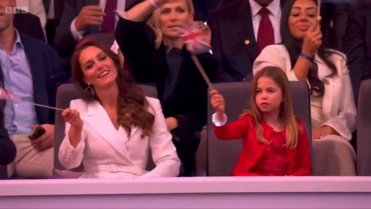 2.8M views · 105K reactions | Royals certainly enjoyed Rod Stewart's rendition of 'Sweet Caroline' this evening! Camilla, William, George and Catherine could all be seen singing along, with plenty of flag waving, too! #PartyAtThePalace | The Crown Chronicles | Facebook