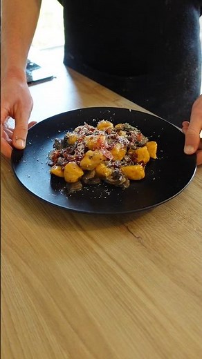 Pumkin Dishes Ep.6 | Pumpkin Gnocchi, Mushrooms, Gorgonzola, and Crispy Speck!