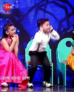 1.6M views · 50K reactions | হল্লাপার্টির হামটি ও ভোম্বলের সঙ্গে কেকের টক্কর। #HollapartyerHumtyBhombolerSongeKKerTokkor #DBD13 #ZeeOnTheGo https://zee5.onelink.me/RlQq/fbDownloadZEE5App "দেখুন #DBD13 শনি ও রবি @ 9:30pm শুধুমাত্র #ZeeBangla আর #Zee5 অ্যাপে যে কোন সময়, যে কোন জায়গায়। | Zee Bangla | Facebook