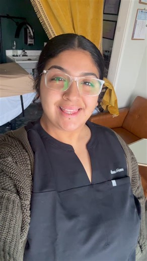 A fresh sweep, a clean slate, and so much gratitude 🤍 Resetting the studio after the Christmas break — sweeping away the old, mopping in new energy, cleaning the mirrors, and setting the space with intention for the year ahead. To my loyal clients: thank you for supporting Rooted Ritual Skincare this holiday season. Every gift card purchased, product gifted, and appointment booked keeps this space alive — I truly couldn’t do this without you. And to any new faces who received a gift card or ski