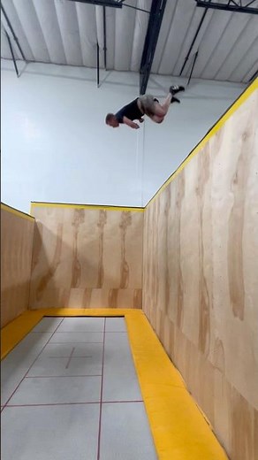 FIRST TRAMPWALL FULL TWIST DOWN COMBO Gymnast Training Trampoline Parkour Circus Fitness