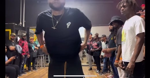 Where yo bang Nigga?! That chest pop that stomp Nigga? WHERE YO GANG Nigga!!! 😤💪🏽 Just a clip from my recent battle. Out on youtube under STREET ANILYSIS VS CUB Until next event , thank you for the opportunity to get off! Enjoy you guys. #AK #ANILYSIS #STREET #ROADTOTWINN #EZ #ZER0 #KRUMP #dance #heart #passion #feeling #buck #reelsinstagram #reelsvideo #viralreels #orlando #miami #flkrump | Allseasonz Ryda