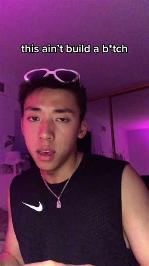 i wrote a dark version of “build a b*tch” by @bellapoarch 🔪✨enjoy the lil twist at the end #fyp#foryou#foryoupage#viral#originalsong#songwriter#music