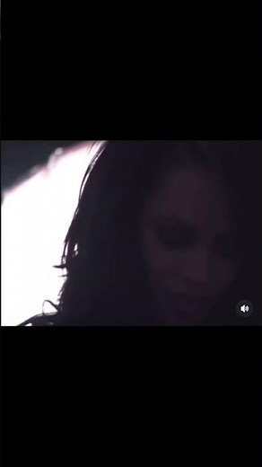 AALYAH! "We Need A Resolution" Backstage 2001#aalyah #shorts