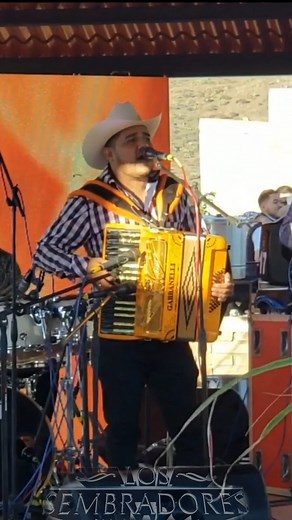 19K views · 932 reactions | Labios Rojos - Los Sembradores #regionalmexicano #LatinPowerMusic #latinoamerica | Los Sembradores | Facebook