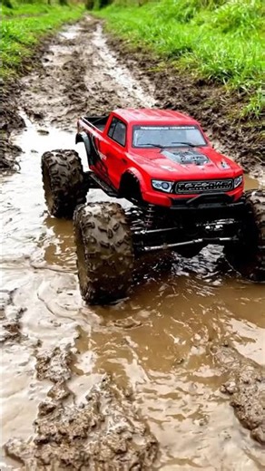🤯 RC TRUCK Gets EXTREME MUD MAKEOVER! 🚜 Unbelievable Off-Road Action! #RC #Mudding