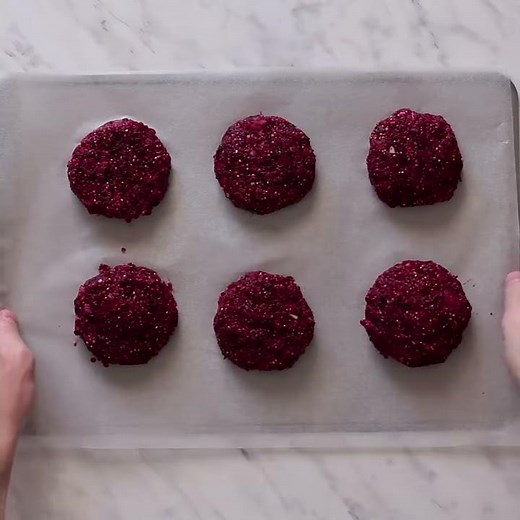 Beetroot burgers recipe - KitchenAid