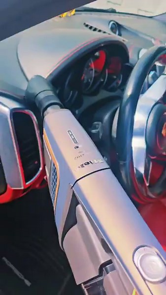 Miele Triflex HX2 Cat & Dog Cordless Stick Vacuum Cleaner