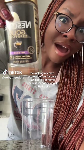 Make Low-Calorie Protein Coffee at Home