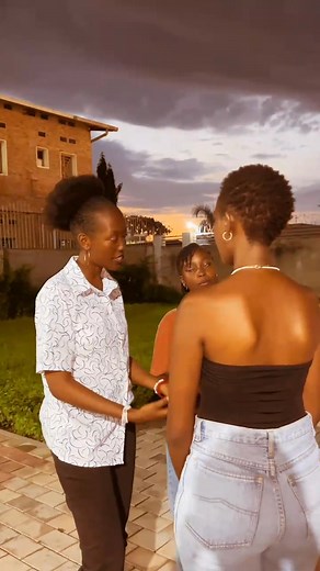 46 reactions | Breaking News 拾拾拾 Si tu n’avais pas encore...