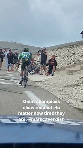 Mark Cavendish paid his respects to the late great Tom Simpson, who died on Mont Ventoux, by throwing his cap onto Simpson's memorial when he rode by it today. Credit: Instagram/Wilfried Peeters (DQS DS) | CyclingTips