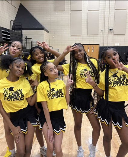 This was way too funny. 😂😂😂 #cheertok #juniorcheer #prank #8thgradegraduation