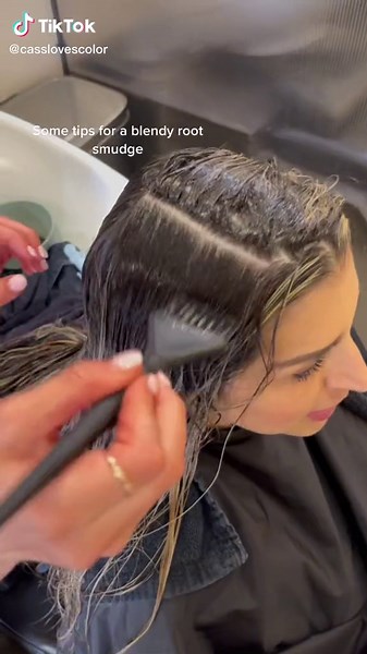 How to Achieve a Stunning Root Smudge and Balayage Look with Redken Shades 8NA