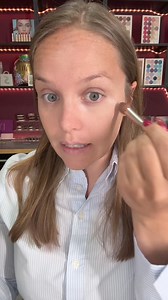 3.8K views · 21 reactions | Bestel een Foundation Sample en test het uit!#loye #mineralmakeup #makeup #skincare #couperose #rosacea #acne #makeuptutorial #easymakeup | L'OYÉ Cosmetics | Facebook