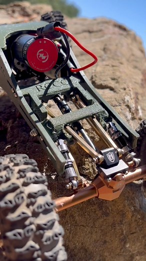 More link clearance🔥 don’t mind the crappy print… testing purposes only🙄￼ #RC #rccrawler #scx24 #rccar #3dprinting | RC Crawler Craze