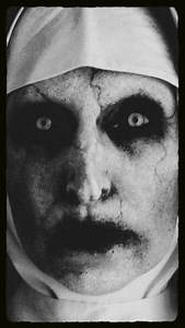 🎬 THE CONJURING 2 (2016) Valaks erster Auftritt… und mein Herz ist damals stehen geblieben. 👉 Wie unheimlich findest DU Valak? #derfilmpsychopath #theconjuring2 #valak #thenun #horror | Der Filmpsychopath