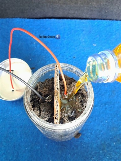 34K views · 247 reactions | How to make a simple electric generator from plastic bottles and clay | Free Energy Generator | Facebook