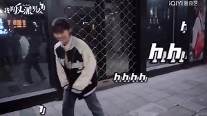 75 reactions | 20220924 Mr. Bad weibo update #MrBad drop another behind the scene video of Xiao Wudi #ChenZheYuan and Nan Xing #ShenYue #MyVillainBoyfriend #陈哲远 #ChenZheYuan #handsomesiblings2020 #secretinthelattice #renascense #legendofzu2 #hellodearancestors #allaboutsecrets #chinesedrama #chineseactor #cdrama | Yuanbao for Chen Zhe Yuan - 陈哲远 | Facebook