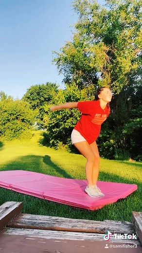 back tuck progression video.. still working on it!! 🤩🤩 #fyp #tumbling #gymnastics #cheer #backtuck