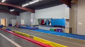 Molly from the advanced class with running roundoff 3 back handsprings to a Back Pike! Awesome job and keep up the hard work! | Hangtime TNT Gymnastics