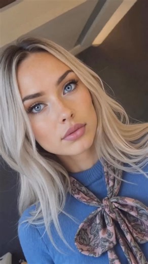 Elsa Alf on Instagram: "Should I change my hair color? 💕☺️"