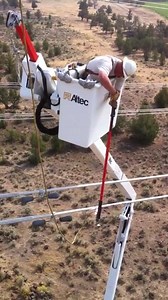 276K views · 846 reactions | Live line... | Electrical Transmission Line | Facebook