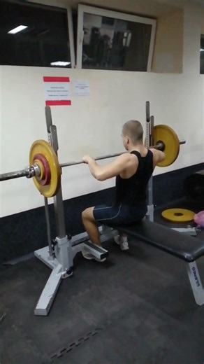 Жим над головой 67,5 кг, свой вес 66 кг