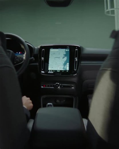 Let google take over navigation and entertainment as you enjoy laid back drives in the all new Volvo XC40 Recharge single motor. Pre-book your car by visiting your nearest Volvo dealership. #XC40Recharge #FutureIsElectric | Volvo Car India