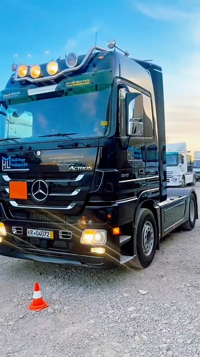 Code:090 #Mercedes-Benz #Actros 1848 #Year 2008 Sold Out / فروخته شد / وپلورل شو ____________________________________ Habib Mayar co. Ltd شرکت تجارتي حبیب مایار لمتید | Habib Mayar co. Ltd شرکت تجارتي حبیب مایار لمتید