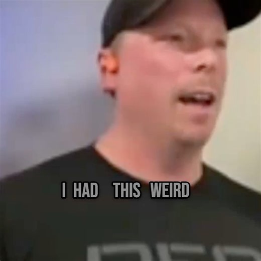 American Glutton on Instagram: "Why Your Brain Craves "Large Volumes" (And How to Fix It) | LifeLONG Ethan Suplee " I had this weird identity of eating large volumes. You go out to a restaurant, you see the cardiac burger, and that was like, gotta get that because I'm a big guy, I'm hungry." - Ethan Suplee on how he felt compelled to go big when eating out even if he wasn't that hungry. Watch the full episode at the link in our bio. #weightlossjourney2025 #fitnessjourney2025"