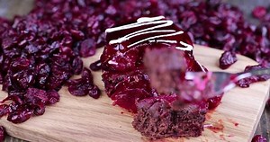 Brings Shows Piece Broken Cake Lying Stock Footage Video (100% Royalty-free) 1091849993 | Shutterstock