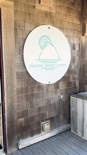 Pack an online Pick Your Mix order with me! This customer loves sour candy! #onlineorder #candy #sourcandy #custom #sweet