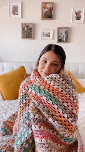 Crochet Spring Blanket Pattern with Granny Stitch | Free PDF & Tutorial
