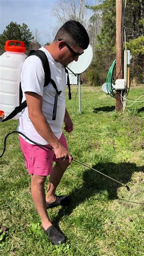 Spring Sale VEVOR Battery Powered Portable Backpack Sprayer, 0-90 PSI Adjustable Pressure, 4 Gallon Tank, Back Pack Sprayer with 8 Nozzles and 2 Wands, 12V 8Ah Battery, Wide Mouth Lid for Weeding, Spraying, Cleaning #tiktokshopspringglowup #springtok #springsale #paratii #tiktokshop