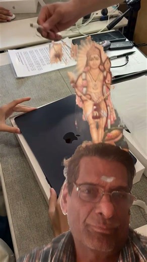 Unboxing Apple Laptop #shorts #hardware #laptop #software #computer #keypad #mouse #greenscreen