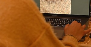 Video by Liza Summer on Pexels