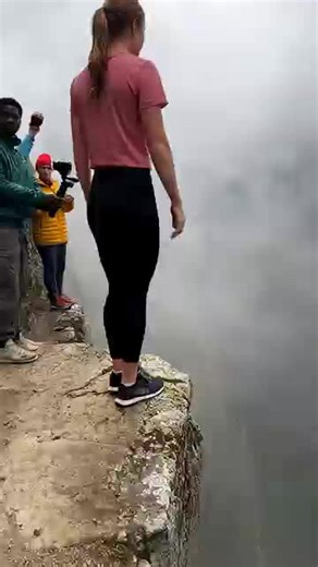 Best Cliff Jumping Spots for Thrill Seekers