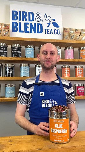 🦄Join Danii from our Brighton store to make a Unicorn Fizz with our Blue Raspberry tea!🦄 Keep watching to see it magically change colour...💗💙 Did you catch Danii making this in our episode of Ready Set Start Up? 📽️ Shop Blue Raspberry at the link & make your own! ✨ https://www.birdandblendtea.com/products/blue-raspberry-tea | Bird & Blend Tea Co.