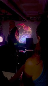 Had a great time at Wednesday's liquid light workshop! Many thanks to all who participated, and for @wavefield.nyc for hosting. We'll be doing more of these, stay tuned! #workshop #liquidlightshow #lightshow #overheadprojector #projector #lightart #art #light #liquidlight #oils #dyes #liquids #liquid #wavefield #artclass #teaching #knowledge #fun | Liquid Light Lab