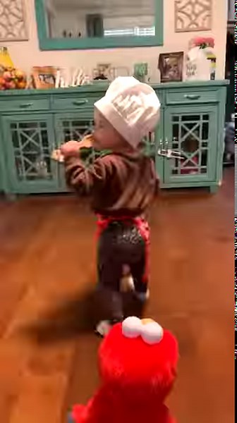 This little chef has an amazing recipe to share with you, just like how Grandma used to prepare. 😂😂 #Fail Want to be featured? Message us your Funny Videos! | Funny Videos
