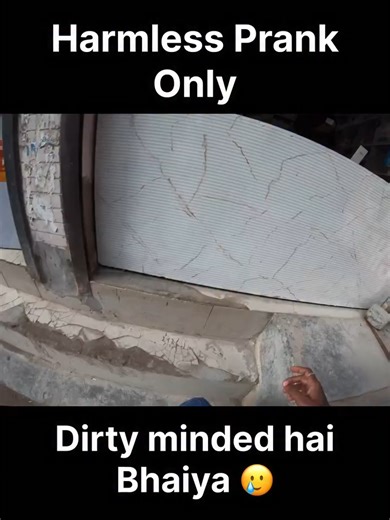 funnyvideos funny vidoes funny pranks funny videos funny #foryoupage❤️❤️ #funnyvideo #relatablememes #desihumor #funnyreel #trendingvideos #foryou #fyp #viral #blowup #meme #prankwars