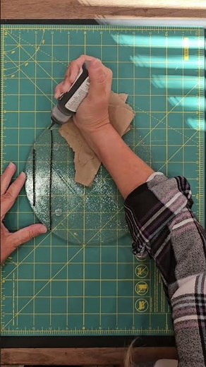 Gallery Glass Tip: Straight Lines Every Time!