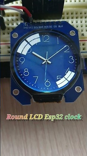 Round LCD Arduino clock