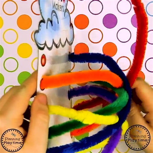 Comment “RAINBOW” for a spring theme that covers ALL the skills 🌈💛 This Preschool Rainbow Unit is packed with: 🌈 Hands-on math activities 🔤 Colorful literacy centers 🎨 Crafts kids will LOVE 📄 Print-and-go worksheets It’s skill building, engaging, and classroom-ready—perfect for your spring rotation. Drop RAINBOW below and fill your classroom with color and learning. ✨ | Planning Playtime - Learning Through Play