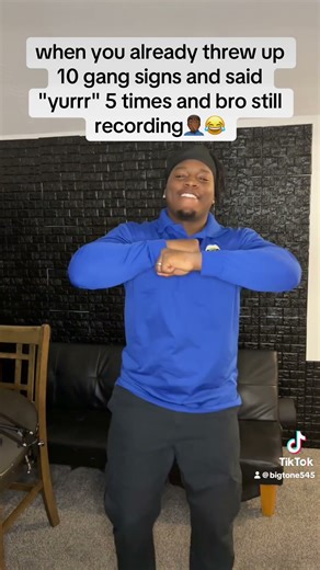 I can’t keep going bro I’m out of poses turn the camera off